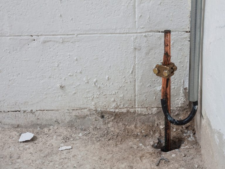 Aardpen slaan | Verplicht | Veiligheid | Grondsoorten en Kosten!